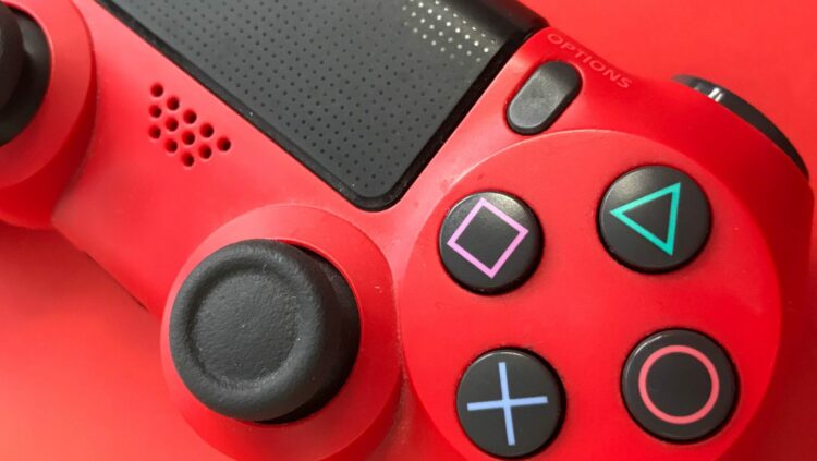 How to Make a Compass in Minecraft: A Step-by-Step Guide - On This Very ...